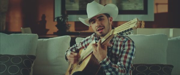 Conoce Más de Joss Favela | Cantautor